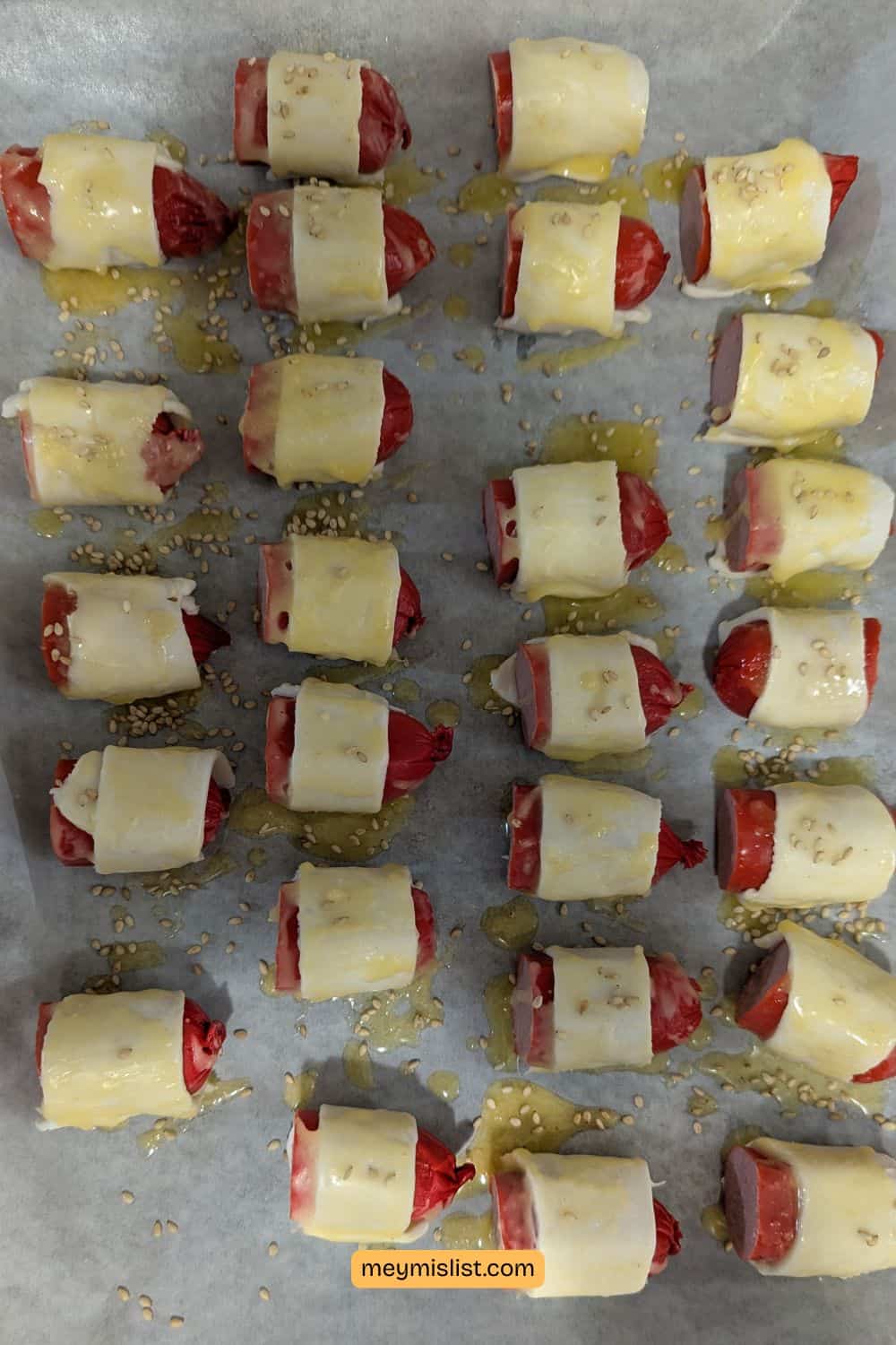 Mini Pigs In a Blanket | MeymisList